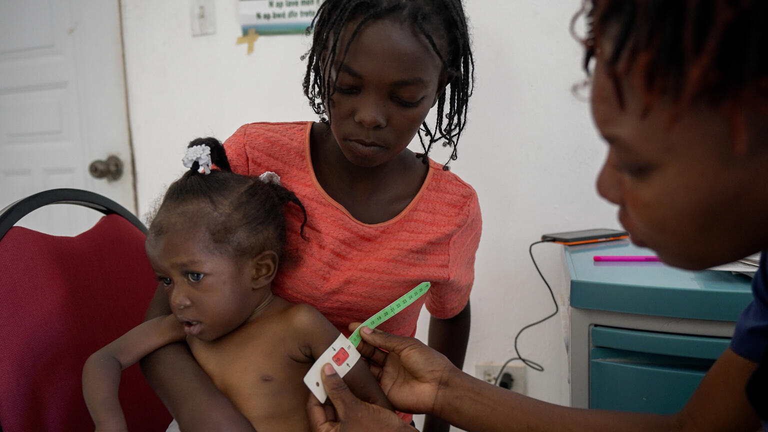 Armed violence plunging children into severe acute malnutrition in Haiti